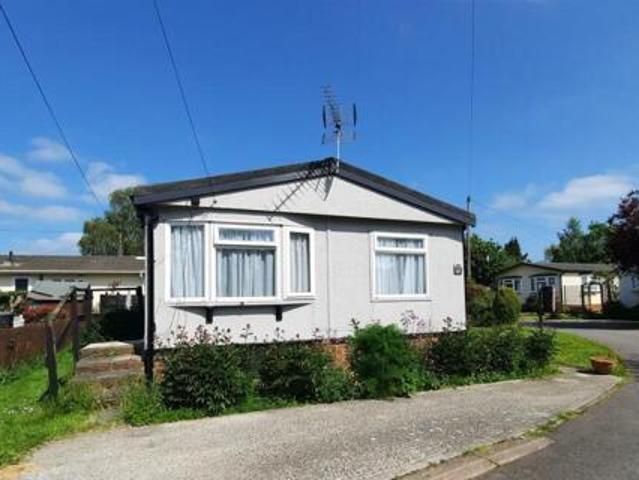 2 Bedroom Park Home For Sale In Roydon Mill