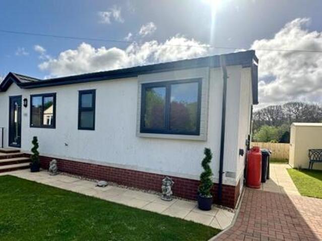 2 Bedroom Park Home For Sale In St. Columb