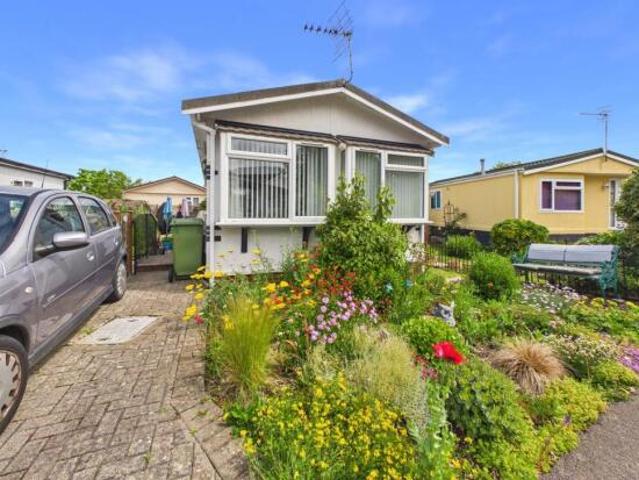 2 bedroom park home for sale in Sunnyfield Lane, Up Hatherley, Cheltenham, Gloucestershire, GL51