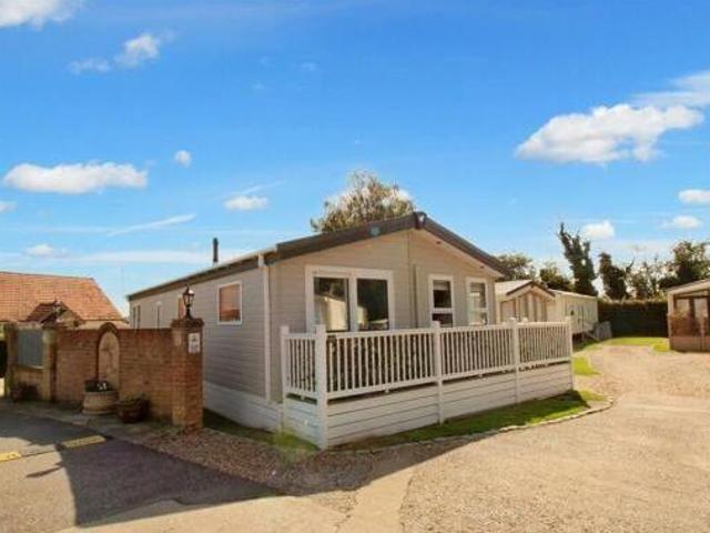 2 Bedroom Park Home For Sale In Way Hill, Minster