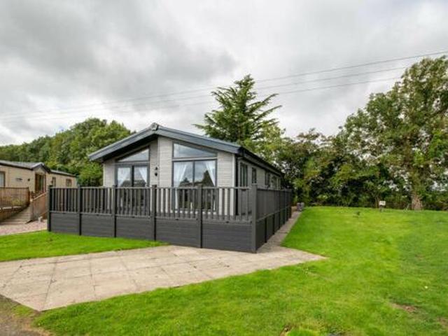 2 Bedroom Park Home For Sale In Welford Road