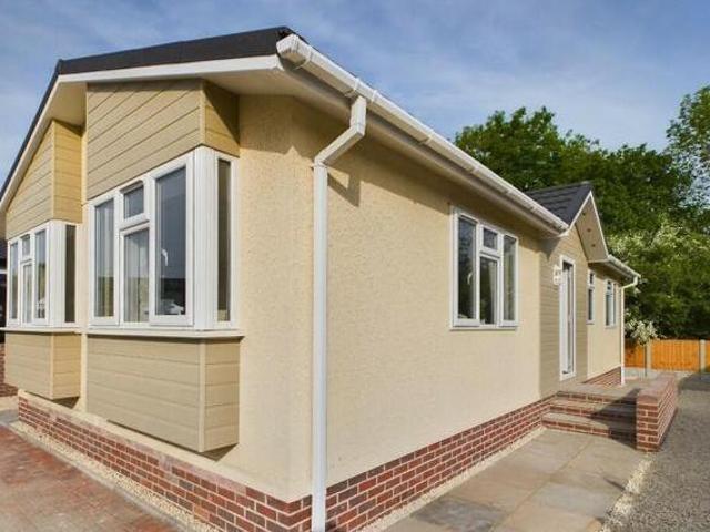 2 Bedroom Park Home For Sale In Welshpool