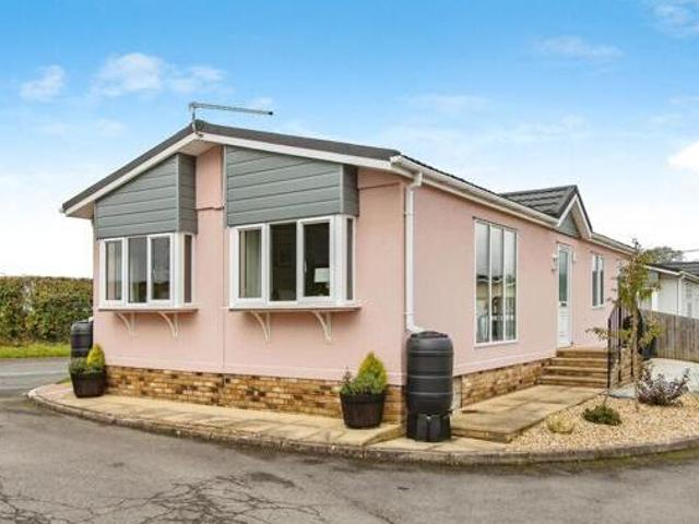 2 Bedroom Park Home For Sale In West Camel