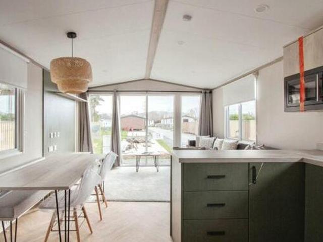 2 Bedroom Park Home For Sale In Wilberfoss