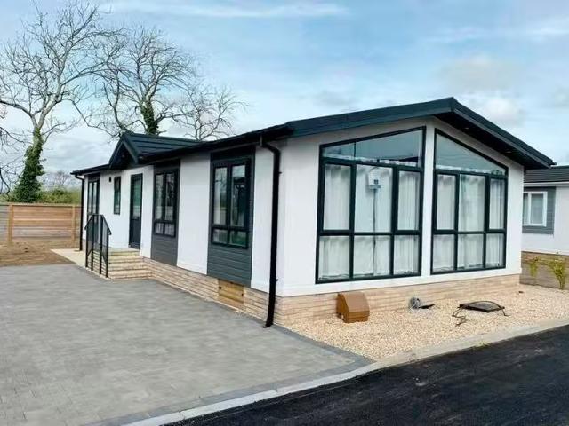 2 bedroom park home for sale in Wimborne Country Park, Wimborn.