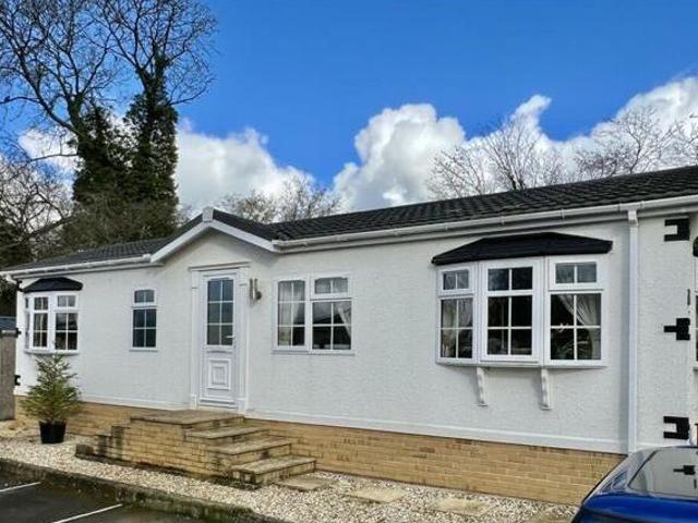 2 Bedroom Park Home For Sale In Witcombe