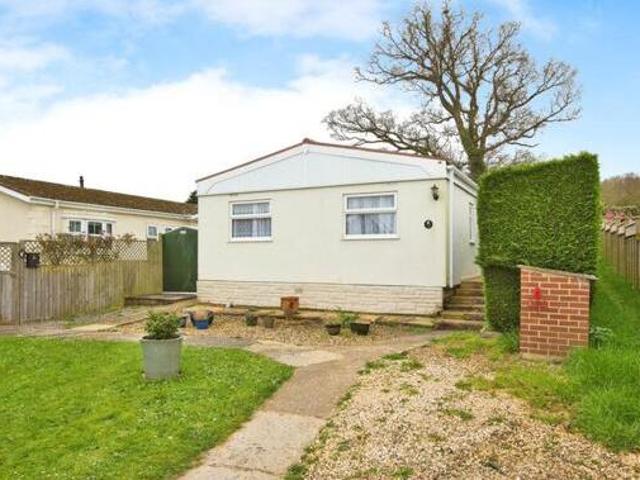 2 Bedroom Park Home For Sale In Yeovil Marsh