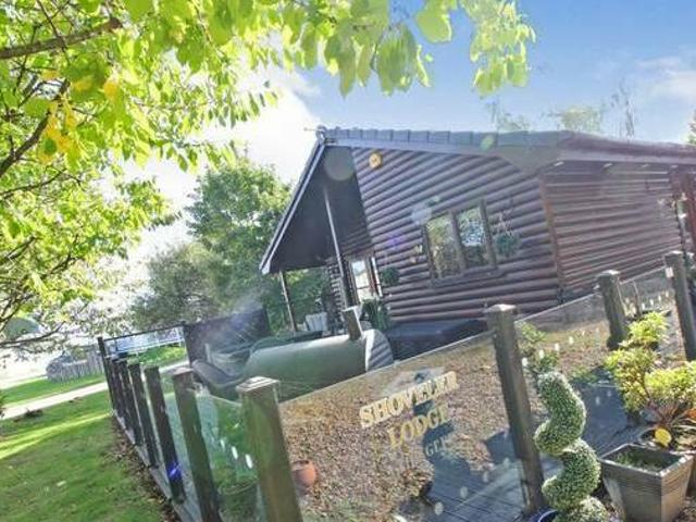 2 bedroom park home for sale in 5 The Green Tattershall Lakes LN4