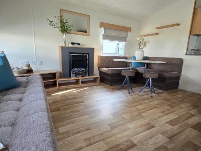 2 bedroom park home for sale
