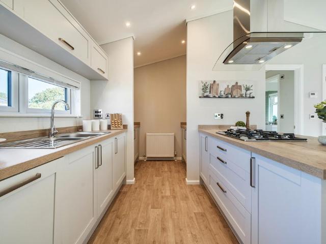 2 bedroom park home for sale