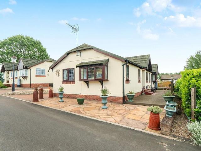 2 bedroom park home for sale