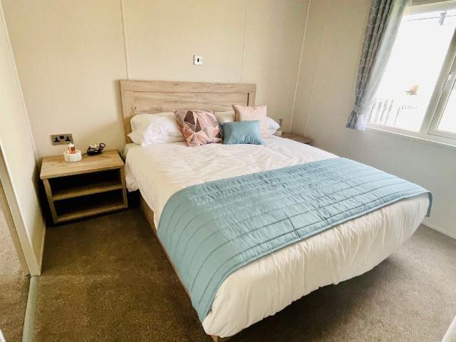 2 bedroom park home for sale