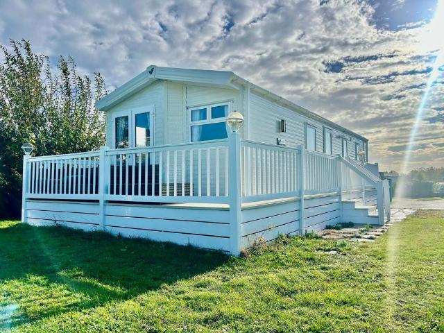 2 bedroom park home for sale