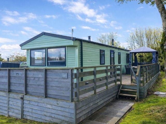 2 bedroom park home for sale