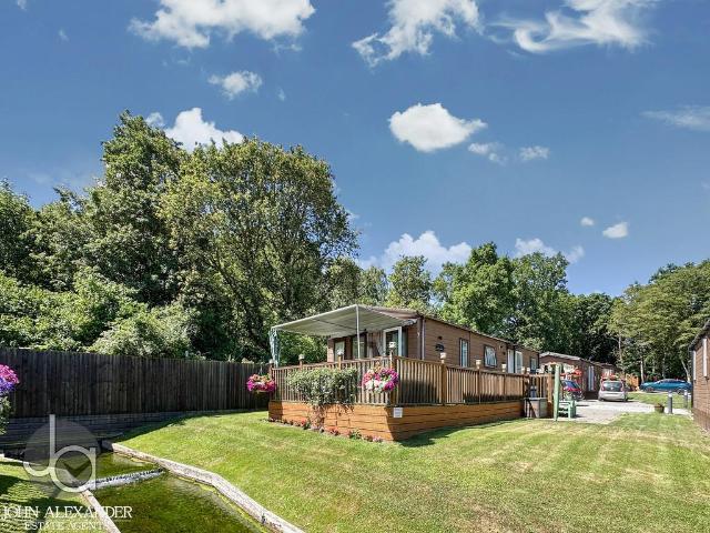 2 bedroom park home for sale