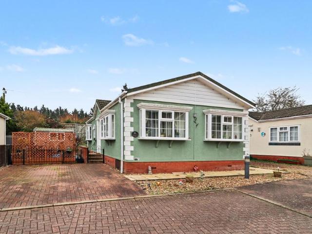 2 bedroom park home for sale