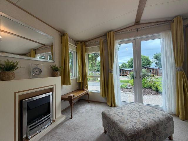 2 bedroom park home for sale