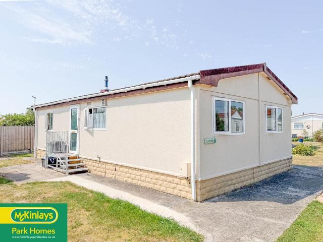 2 bedroom park home for sale