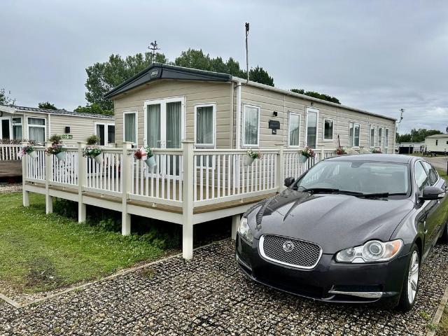 2 bedroom park home for sale