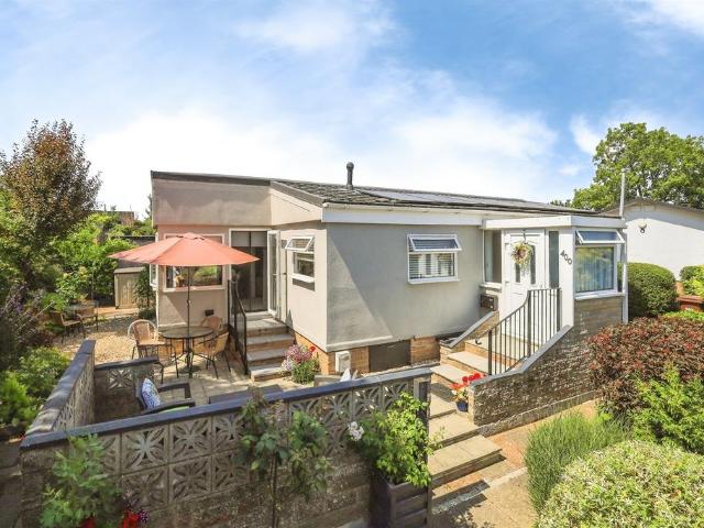 2 bedroom park home for sale