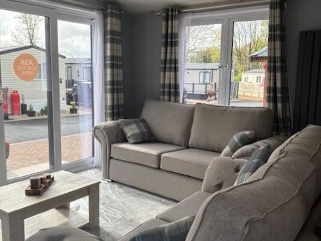 2 bedroom park home for sale