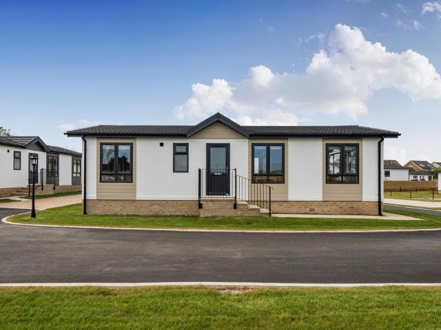 2 bedroom park home for sale
