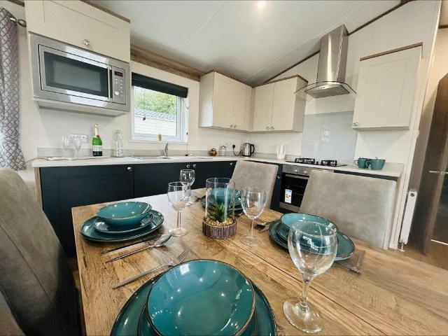 2 bedroom park home for sale