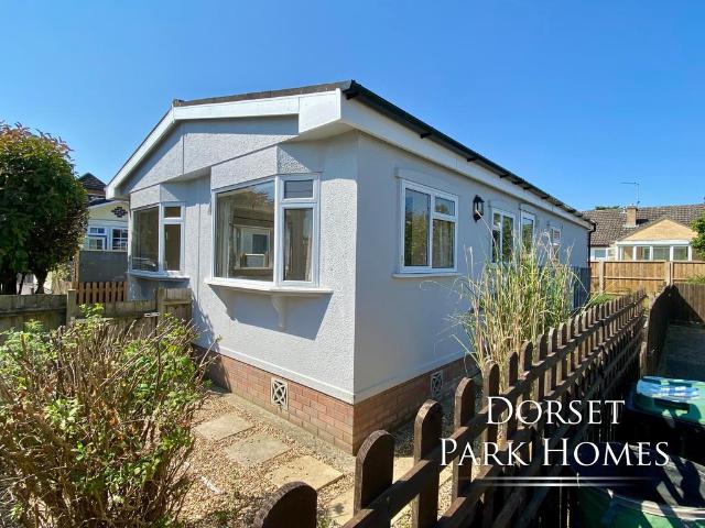 2 bedroom park home for sale