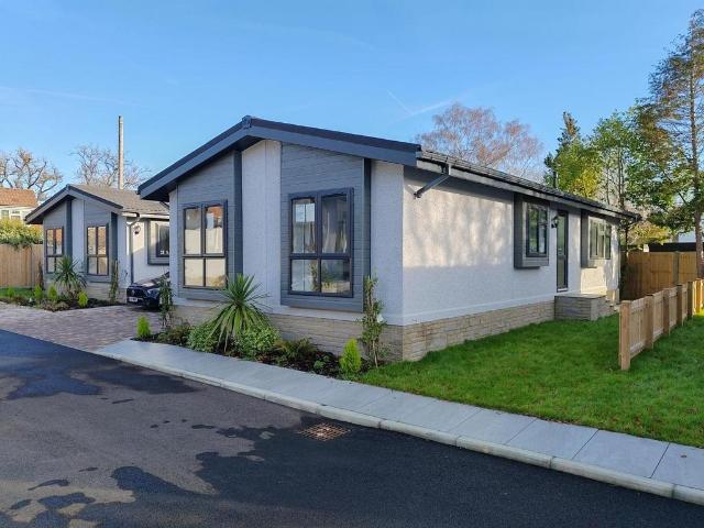 2 bedroom park home for sale