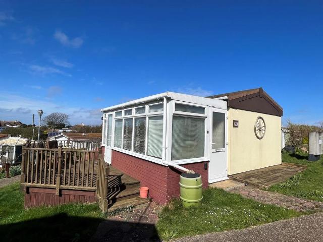 2 bedroom park home for sale