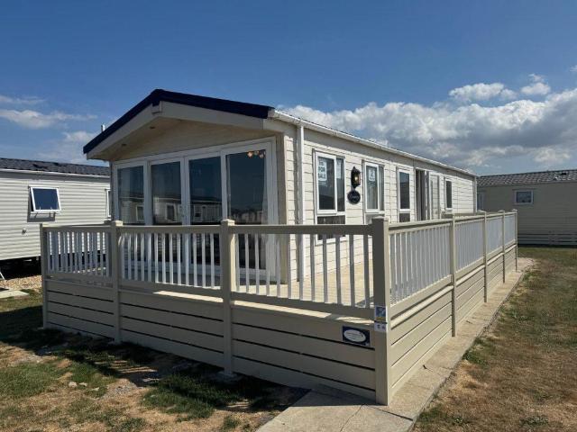 2 bedroom park home for sale