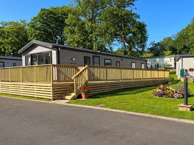 2 bedroom park home for sale