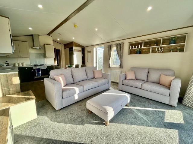 2 bedroom park home for sale