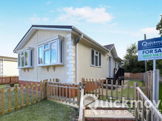 2 bedroom park home for sale