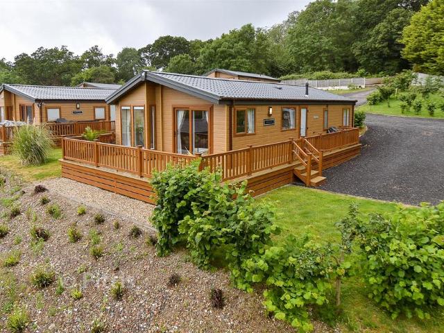 2 bedroom park home for sale