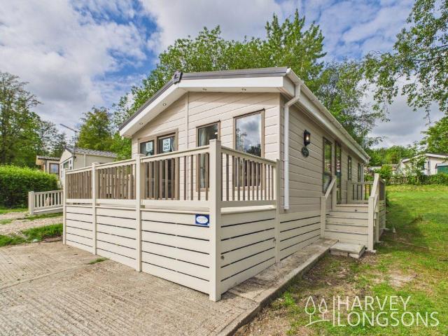 2 bedroom park home for sale