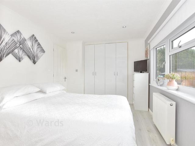 2 bedroom park home for sale