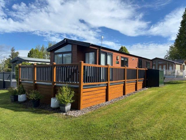 2 bedroom park home for sale
