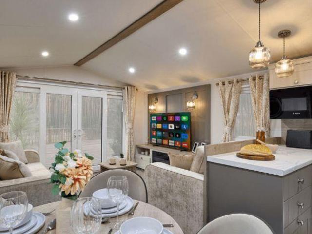 2 bedroom park home for sale