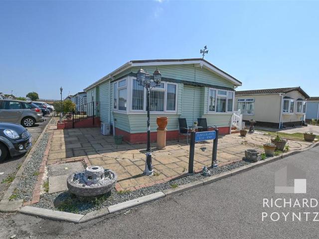 2 bedroom park home for sale