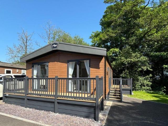 2 bedroom park home for sale