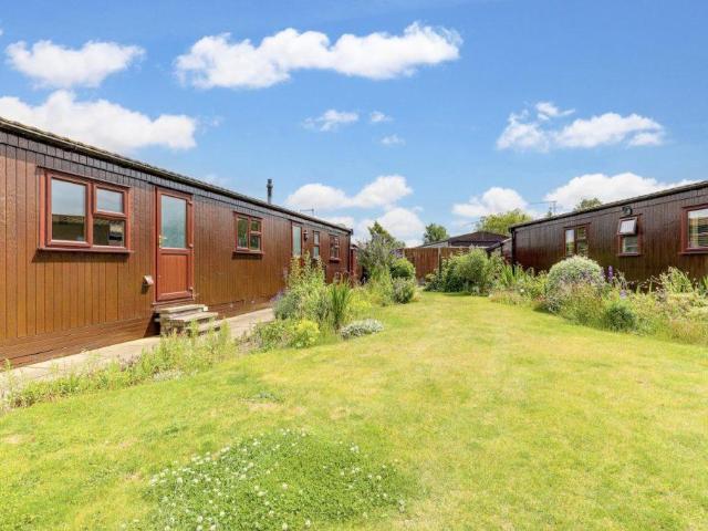 2 bedroom park home for sale