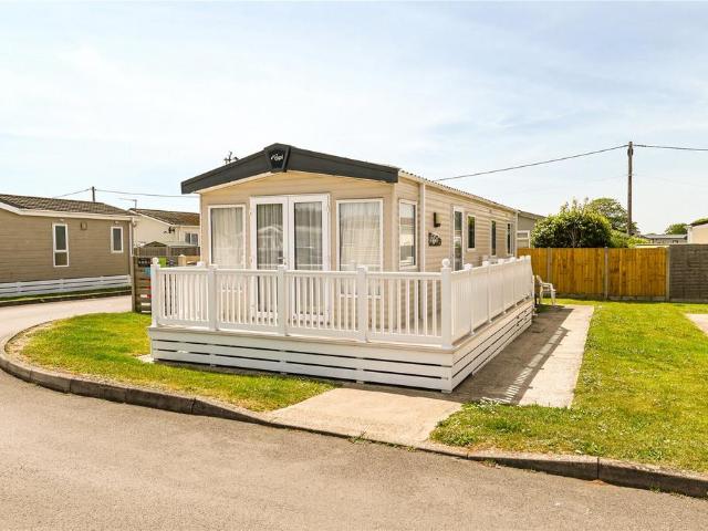 2 bedroom park home for sale