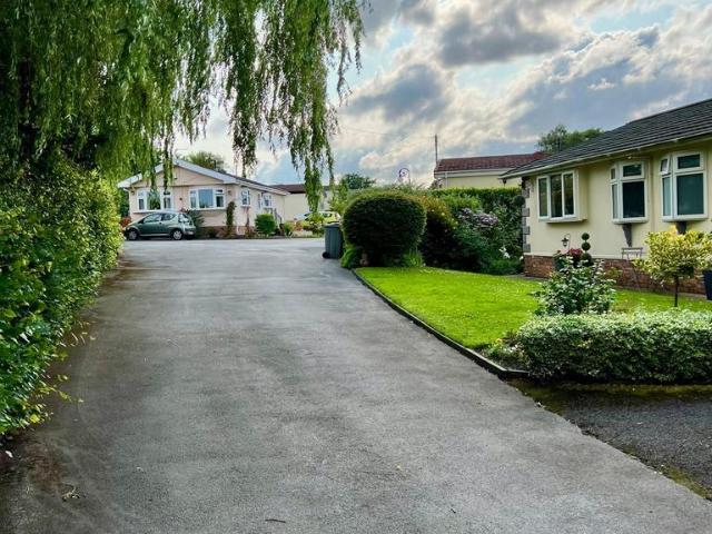 2 bedroom park home for sale