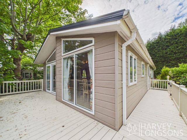 2 bedroom park home for sale