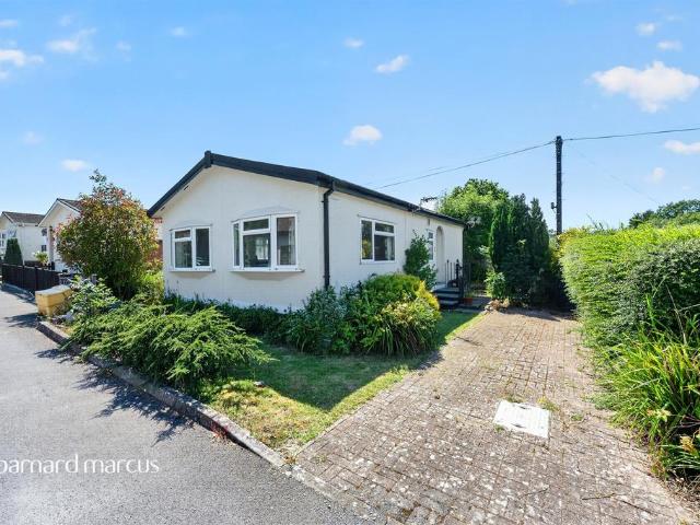 2 bedroom park home for sale