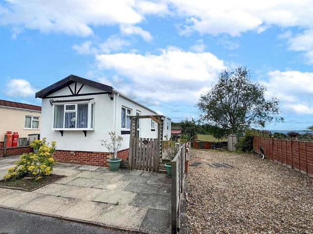 2 bedroom park home for sale