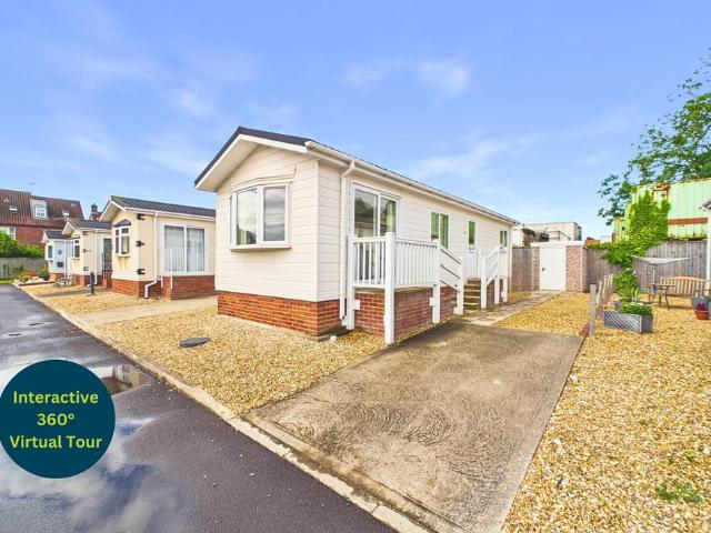 2 bedroom park home for sale