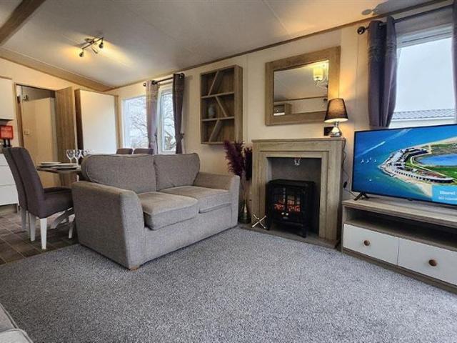 2 bedroom park home for sale