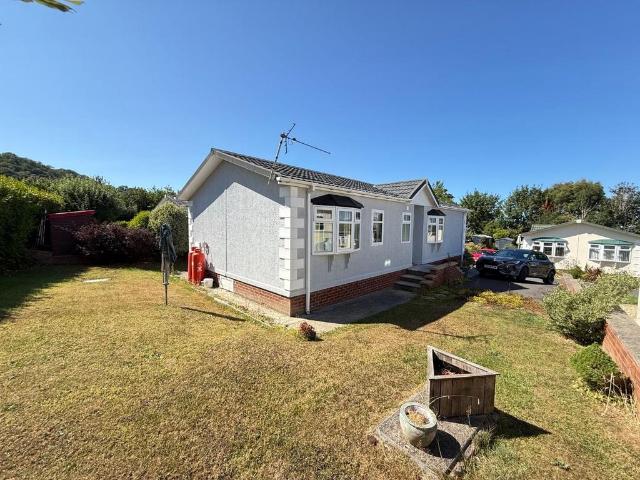 2 bedroom park home for sale